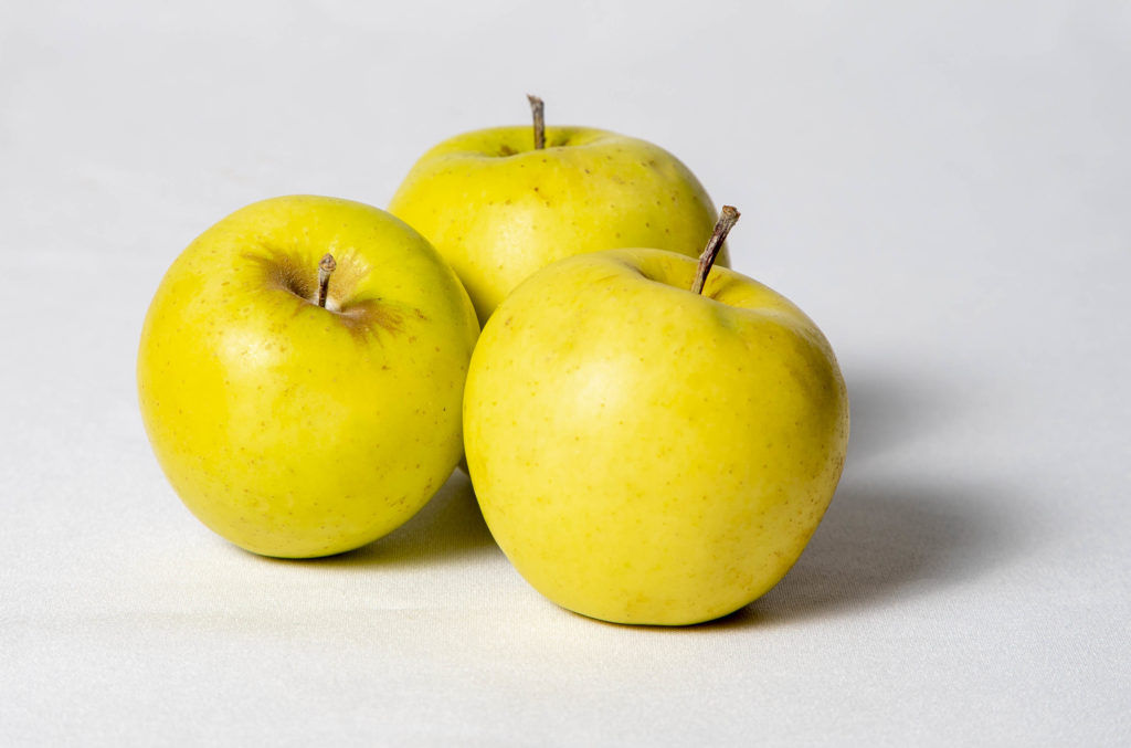 Manzana Golden – Jacaranda Agricultura Ecológica